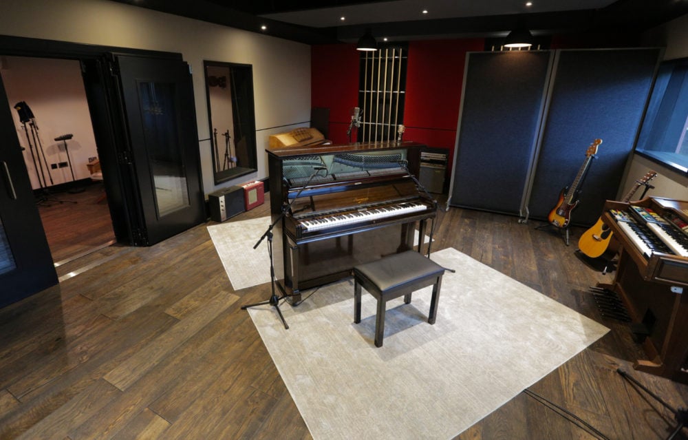 Warner Music UK unveils its own studio at centre of ‘The Firepit ...