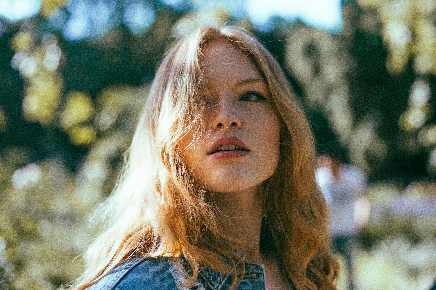 ‘A great look for all independent labels’: Freya Ridings breaks into UK ...