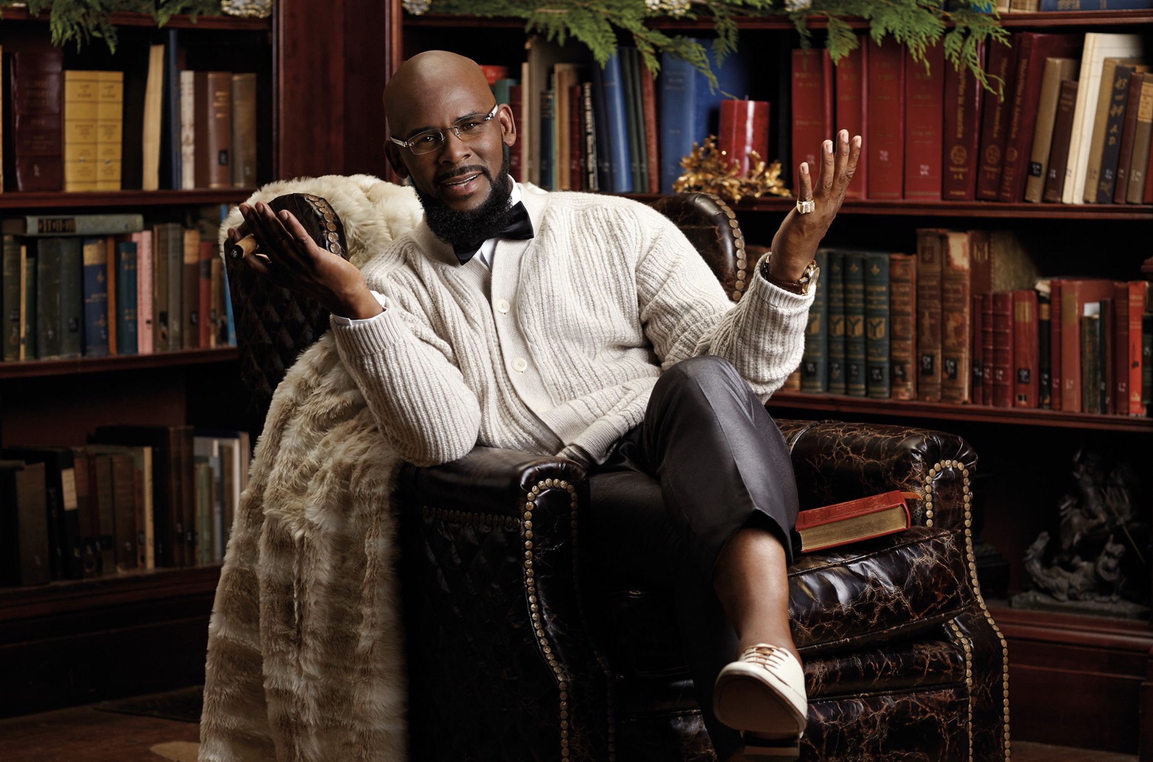 R. Kelly may have been ‘dropped’ – but he’s still making nice money ...