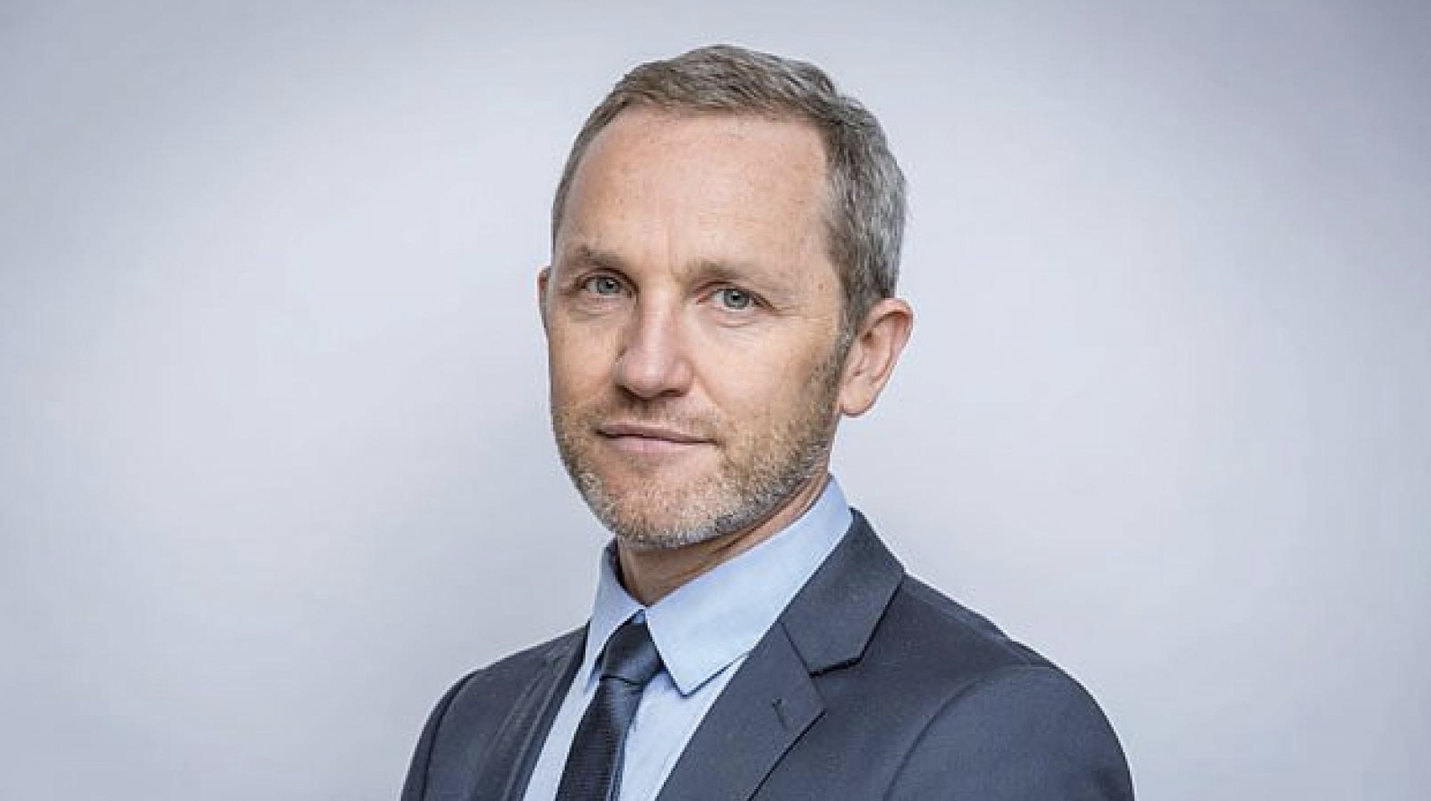 BBC to hire all-powerful Pop Music Controller in major radio shake-up ...