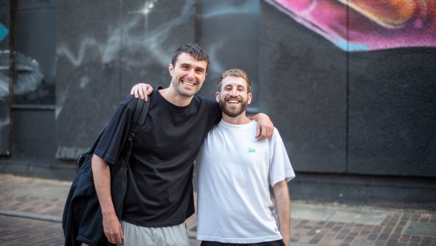 Fred Again signs exclusive worldwide deal with Universal Music ...