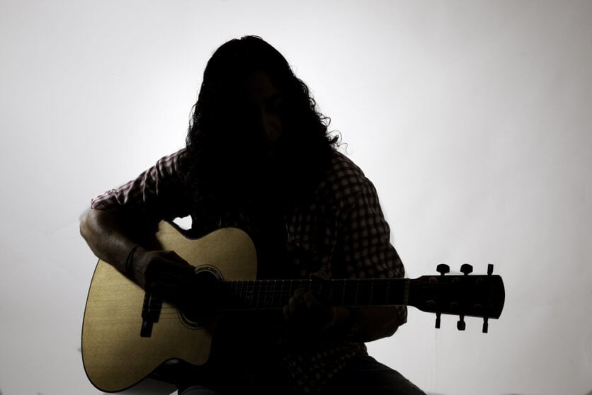 This ‘secret’ composer is behind 650 fake artists on Spotify. His music ...