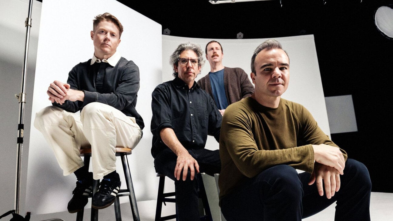 Future Islands sign exclusive global deal with Universal Music ...