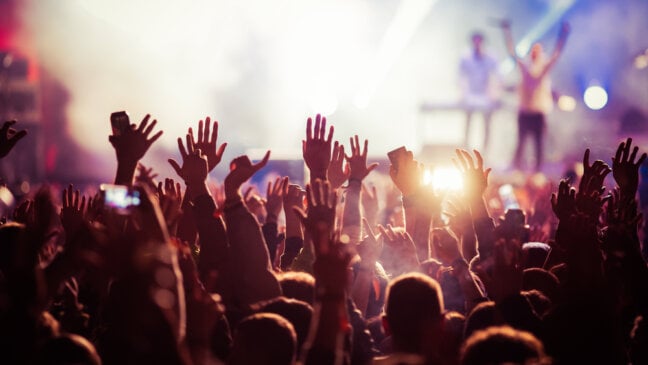 Music industry groups push US Senate to tighten TICKET Act, cap resale ...